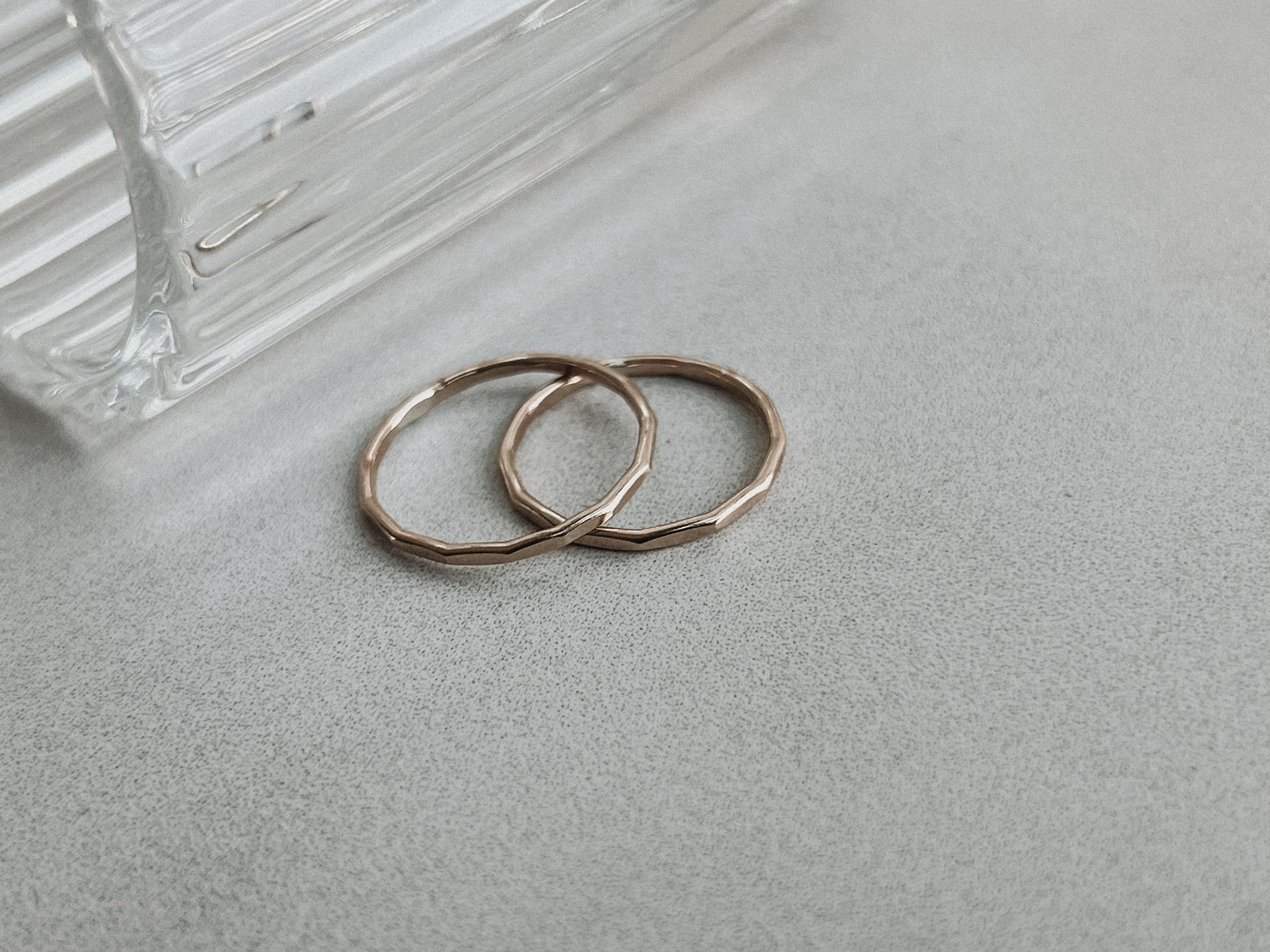 MOANA LEI JEWELRY - THIN STACKER RING